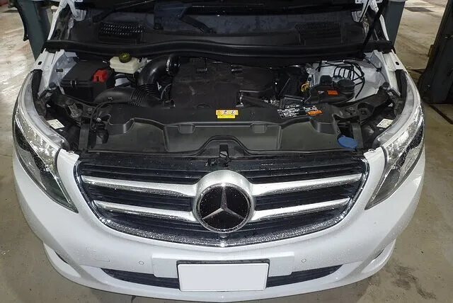ベンツ W447 V220d エンジンチェックランプ 修理 津市