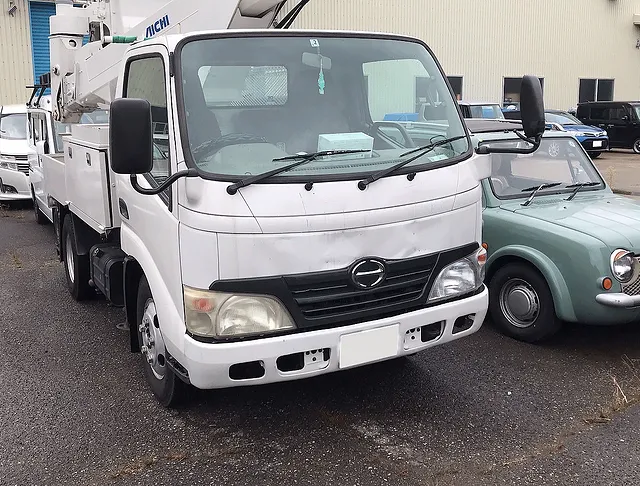 フロントパネル・バンパー・グリル・ミラー交換 日野 デュトロ 費用：397,000円（税込）│車検・整備 秋田県秋田市